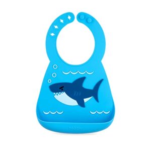 nuby on the go silicone 3d bib with scoop to catch mess, roll to go, 6 m+, shark