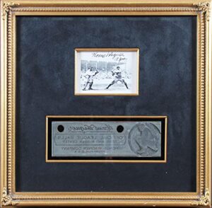 pirates honus wagner 18 yrs signed framed 3x4 photo psa/dna #ah05062 - autographed mlb photos