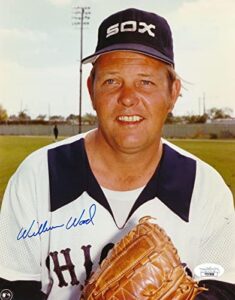 wilbur wood chicago white sox signed/autographed 8x10 photo jsa 165042 - autographed mlb photos