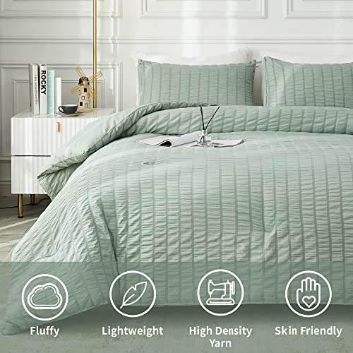 AveLom Sage Green Seersucker King Comforter Set (104x90 inches), 3 Pieces - 100% Soft Washed Microfiber Lightweight Comforter with 2 Pillowcases, All Season Down Alternative Comforter Set for Bedding