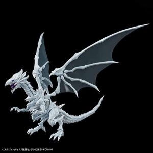 BANDAI NAMCO Entertainment Bandai Figure-Rise Standard Amplified Blue-Eyes White Dragon Model Kit