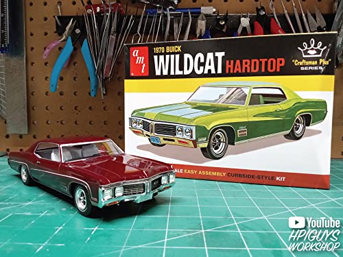 AMT1970 Buick Wildcat Hardtop 1:25 Scale Model Kit