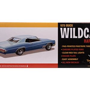 AMT1970 Buick Wildcat Hardtop 1:25 Scale Model Kit