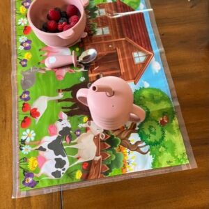 Kadazzel Disposable Place Mats, 40 Fun Farm Animal Disposable Sanitary Baby Toddler Sticky Mat