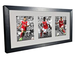 2022/23 arsenal - bukayo saka - gabriel martinelli - gabriel jesus signed autographed photo photograph picture frame football soccer poster gift