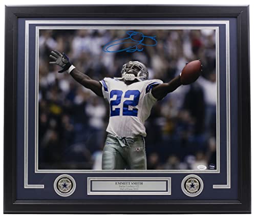 Emmitt Smith Signed Framed Dallas Football 16x20 Photo JSA