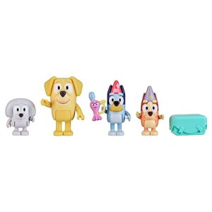 Bluey Figure 4-Pack, Pass The Parcel 2.5-3 inch, Bingo, Lucky's Dad and Lila Character Figures with Accessories