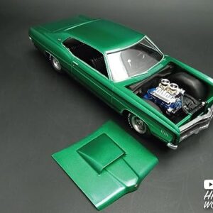 AMT 1969 Ford Galaxie Hardtop 1:25 Scale Model Kit