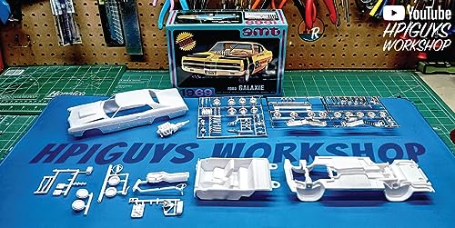 AMT 1969 Ford Galaxie Hardtop 1:25 Scale Model Kit