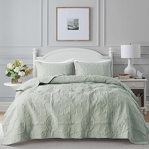 B2EVER Damask Quilt King Size Bedding Sets with Pillow Shams, Boho Lightweight Soft Bedspread Coverlet, Sage Green Quilted Blanket Thin Comforter Bed Cover for All Season, 3 Pieces, 104x90 inches