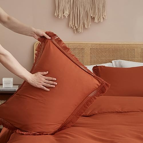 Smoofy California King Comforter Set Terracotta 3 Pcs Boho Fringe Tufted Soft Microfiber Oversized Bedding Sets, Tassel Burnt Orange Comforter Sets for All Season (1 Comforter + 2 Pillowcases)