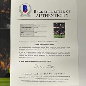 Autographed/Signed Lionel Leo Messi FC Barcelona 12x16 Soccer Photo Beckett BAS COA #4