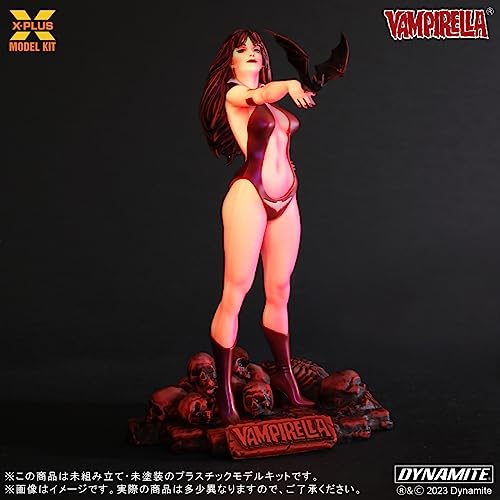 Star Ace Toys X-Plus Vampirella (Jose Gonzalez Edition) Phosphorescent 1/8 Scale Unpainted Plastic Model Kit