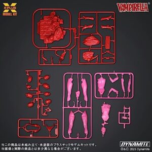 Star Ace Toys X-Plus Vampirella (Jose Gonzalez Edition) Phosphorescent 1/8 Scale Unpainted Plastic Model Kit