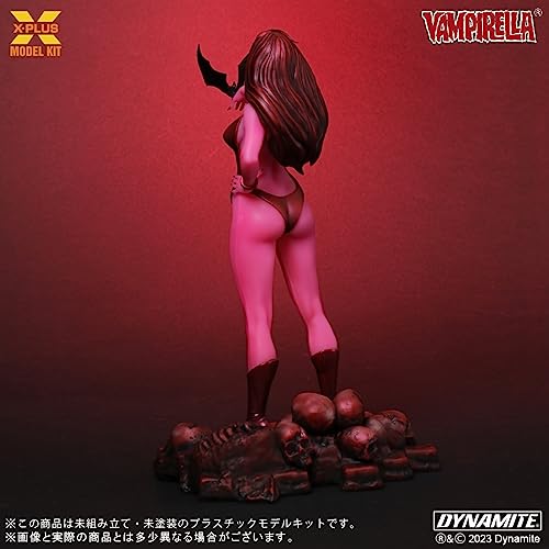 Star Ace Toys X-Plus Vampirella (Jose Gonzalez Edition) Phosphorescent 1/8 Scale Unpainted Plastic Model Kit