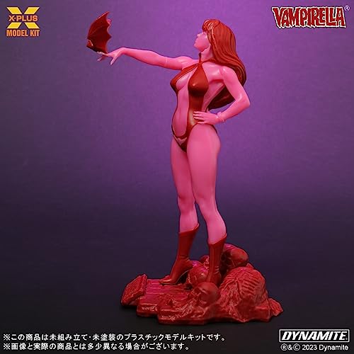 Star Ace Toys X-Plus Vampirella (Jose Gonzalez Edition) Phosphorescent 1/8 Scale Unpainted Plastic Model Kit