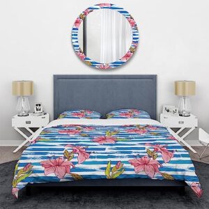 DESIGN ART Designart 'Blue and Red Grunge Striped' Patterned Duvet Cover Set Full - Queen