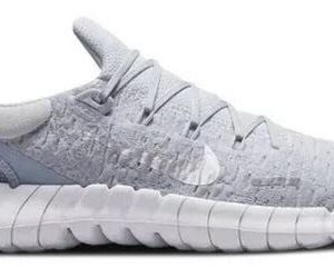 Nike Women's Free RN 5.0 Next Nature, Pure Platinum/Ghost/Metallic Silver, 6.5