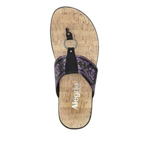 Alegria Womens Moxi Free Spirit Crow Flat Thong Sandal 9.5-10 M US