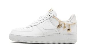 nike womens wmns air force 1 '07 lx dd1525 100 lucky charms - size 7w