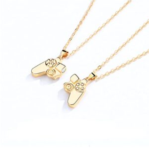 Magnet Game Controller Necklace Couple Matching Pendant Necklace for Men Women Friendship Necklace for Best Friends Magnet Game Console Handle Necklace Sister Necklace Street Hiphop Jewelry (Gold)