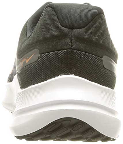 Nike Women's Quest 5 Running Shoes, Dk Smoke Grey/Metallic Silver, 7.5 M US