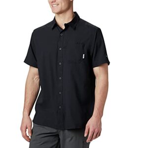 Columbia Men's Slack Tide Camp Shirt, Black, Medium