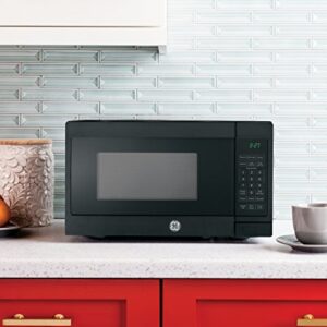 GE Countertop Microwave Oven | 0.7 Cubic Feet Capacity, 700 Watts | Kitchen Essentials for the Countertop | Black