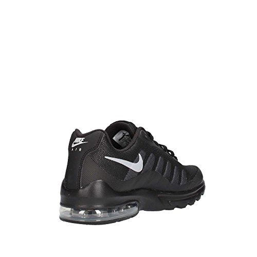 Nike Kid's Air Max Invigor Running Shoe Black/Wolf Grey 3.5Y