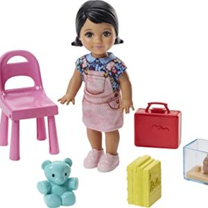 Barbie Teacher Dolls & Playset with Fashion Doll, Small Doll, Furniture & Accessories Including Flipping Blackboard (Amazon Exclusive)