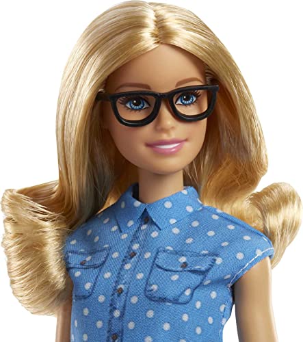 Barbie Teacher Dolls & Playset with Fashion Doll, Small Doll, Furniture & Accessories Including Flipping Blackboard (Amazon Exclusive)