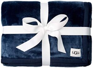 ugg unisex-adult duffield throw ii wearable blanket, indigo, one size us