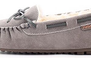 Parfeying Women's Sheepskin Moccasins Cow Suede Memory Foam Slippers Indoor Outdoor Shearling Winter Shoes,L20101 Grey 5US