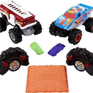 Hot Wheels RC Monster Trucks 2-Pack, 1 Race Ace & 1 HW 5-Alarm in 1:24 Scale, Full-Function Remote-Control Toy Trucks