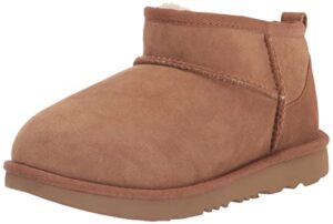 ugg girls kids' classic ultra mini fashion boot, chestnut, 4 big