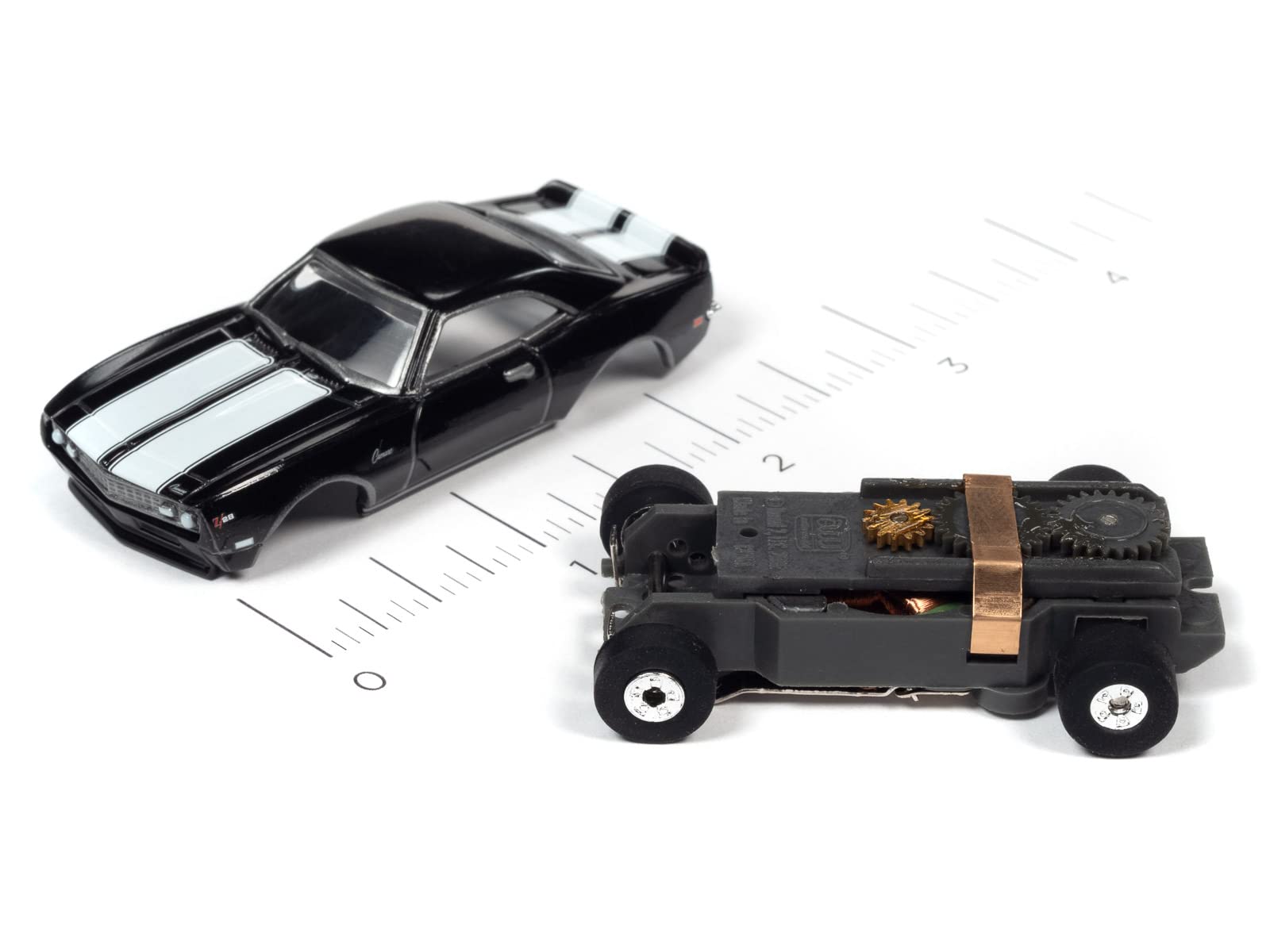 Auto World Thunderjet 1968 Chevrolet Camaro Z28 (Black) HO Scale Slot Car