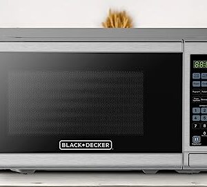 BLACK+DECKER Compact Countertop 0.7 Cu. Ft. 700-Watt Digital Microwave Oven, LED Lighting, Child Lock, Stainless Steel