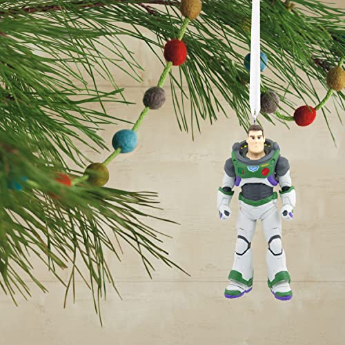 Hallmark Disney/Pixar Lightyear Buzz Lightyear Christmas Ornament