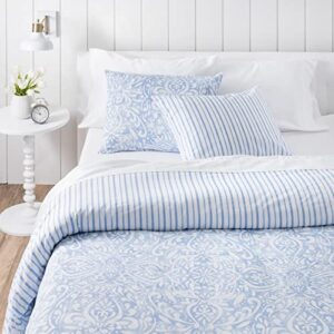 martha stewart avery medallion king size duvet, 3 piece set-1 duvet cover, 2 pillow shams, cotton-percale, soft, reversible, easy wash, all season 104"x92" with button closure, dorm essentials, blue