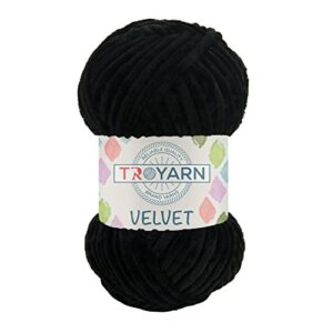 troyarn velvet chenille baby blanket yarn amigurumi yarn for crocheting and knitting super bulky 100 gr (132 yds) (10110 - black)