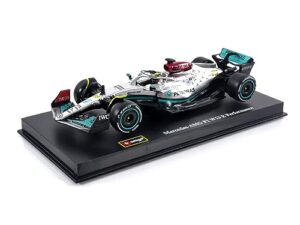 bburago 1:43 f1 merecedes w13 e performance (2022) with #44 hamilton driver