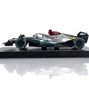 Bburago 1:43 F1 Merecedes W13 E Performance (2022) with #44 Hamilton Driver