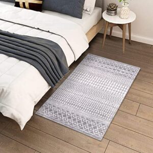 Nailttos Moroccan Washable Rug, 2x3 Grey Rug Non-Slip Small Distressed Entryway Rug, Soft Low-Pile Bedroom Rug Indoor Doormat Carpet Rugs for Entryway Kitchen Bathroom