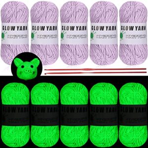 5 rolls glow in the dark yarn diy glow yarn craft yarn sewing supplies glow in the dark party supplies with 2 pcs crochet hooks for art crocheting sewing beginners, 55 yards per roll (purple)