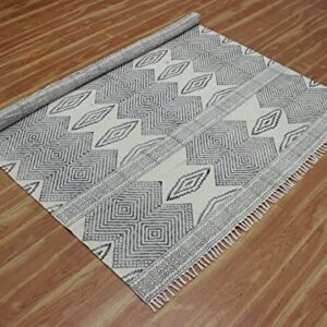 Casavani Hand Block Printed Cotton Dhurrie Geometric Gray & Beige Tassel Rug Easy Care Washable Rugs for Doormat Entryway Living Room Bedroom Hallway Balcony 2.6x10 Feet Runner