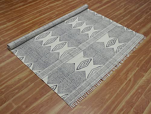 Casavani Hand Block Printed Cotton Dhurrie Geometric Gray & Beige Tassel Rug Easy Care Washable Rugs for Doormat Entryway Living Room Bedroom Hallway Balcony 2.6x10 Feet Runner