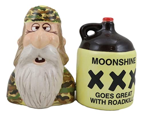 "Home Décor Accents" Moonshine Goes Great with Road Kill Redneck Hunter and Jug Salt Pepper Shakers - Home Accents 33-kl1-9896