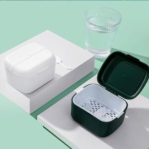 Double Layer Retainer Storage Case, Extra Large Retainer Case No Holes Denture Case Leaf Proof Mouth Guard Case with Strainer Basket Cleaning Denture Container Green