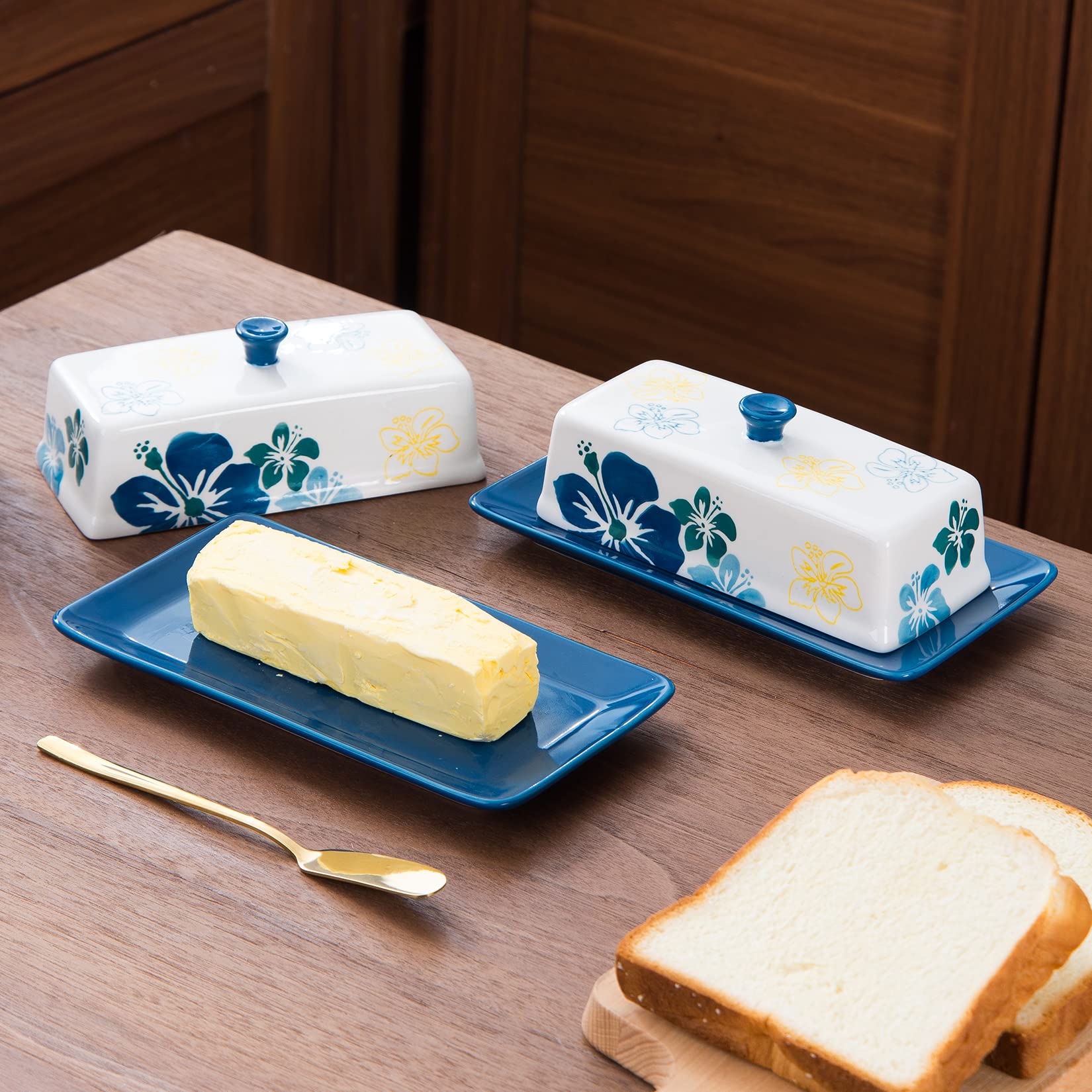 SAGOSKAT Butter Dish Ceramic Butter Keeper Butter Dish with Lid, Butter Container, Dishwasher Safe, Blue