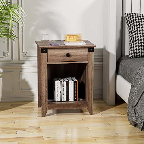 HOSEOKA Rustic Nightstand with Charging Station, Farmhouse Brown Wood Night Stand Bedroom Bedside Table Bed Side Table Sofa End Table with Storage Cabinet for Living Room